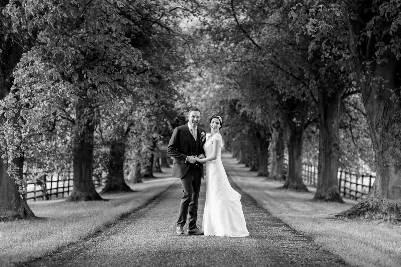 Notley Abbey wedding photographer | Mike Garrard Photography