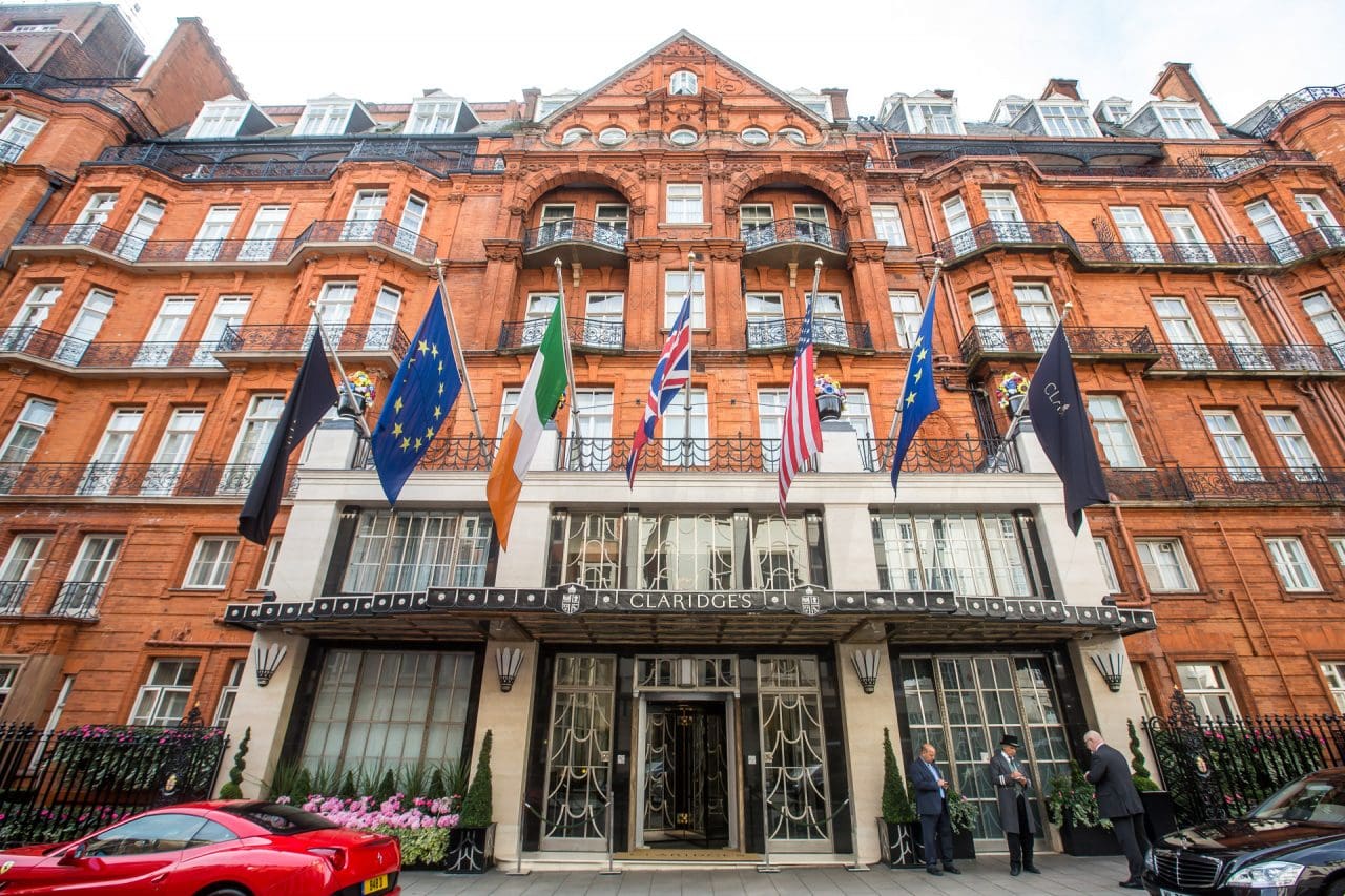 Banqueting House wedding - ceremony at Claridges